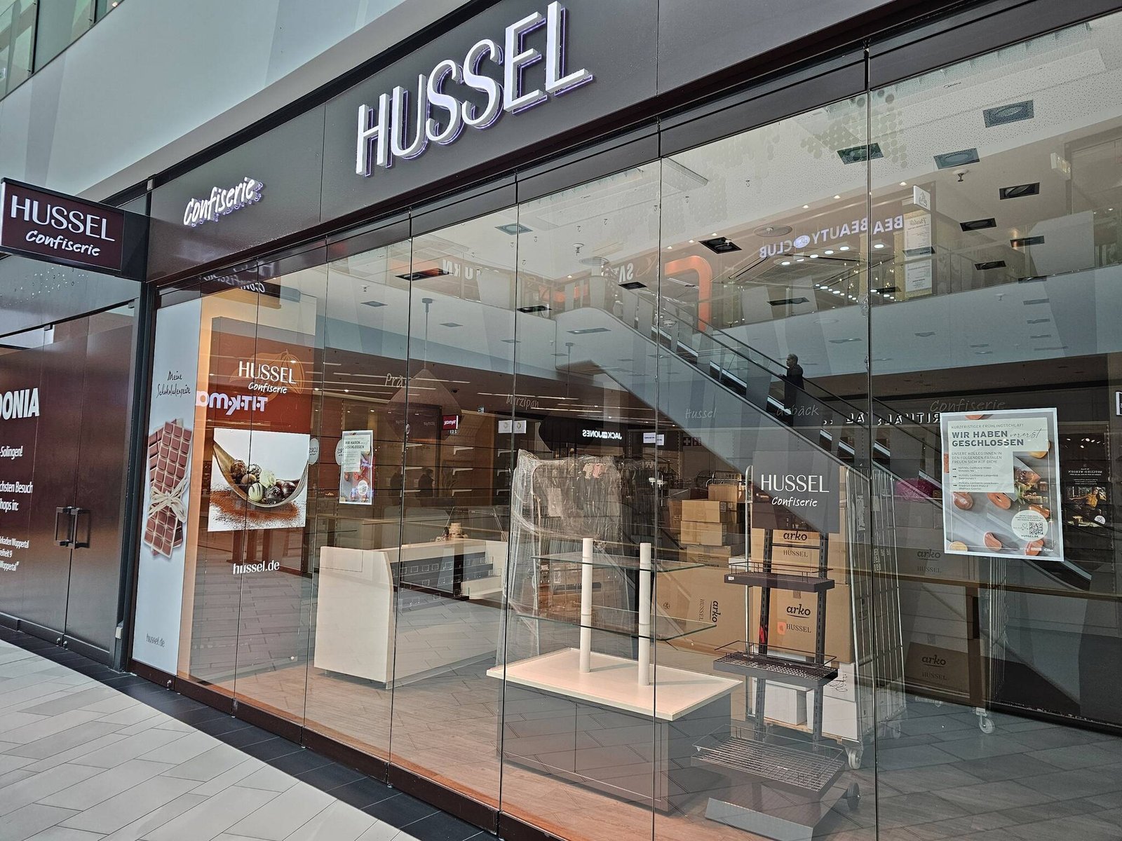 Hussel insolvent: Wie kam es zur Pleite des Traditionsunternehmens ...